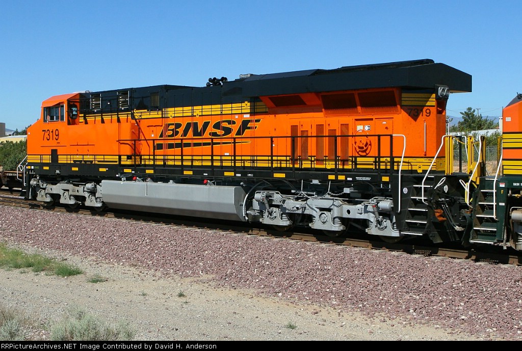 BNSF 7319
